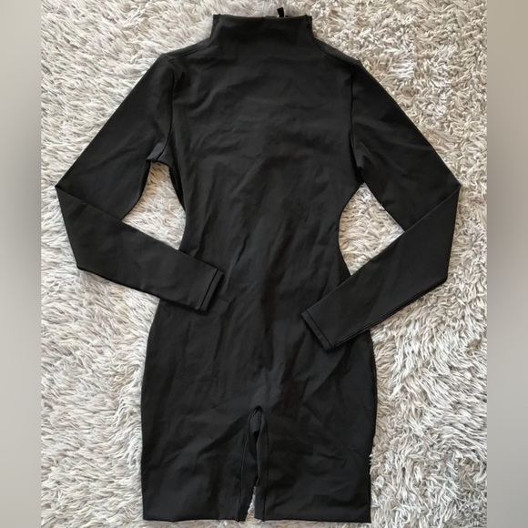 SKIMS | Pants & Jumpsuits | Nwt Skims All In One Long Sleeve Mid Thigh ...